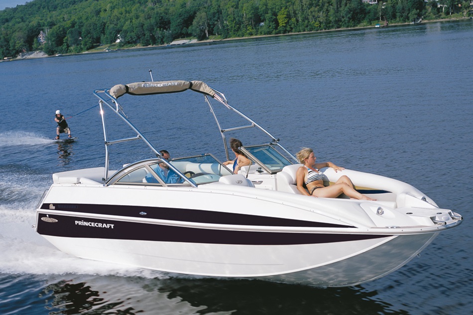 Vacanza 250 I/O (2011) - Deck Boats - Princecraft
